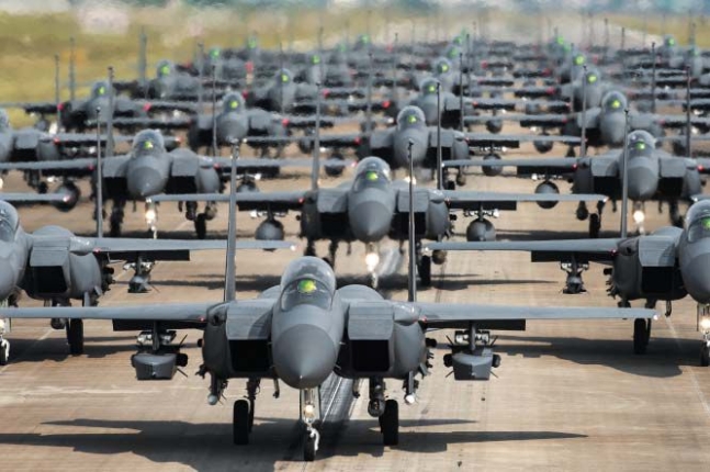 针对美国本土的ICBM，瞄准韩国的SRBM…朝鲜首次进行混合发射